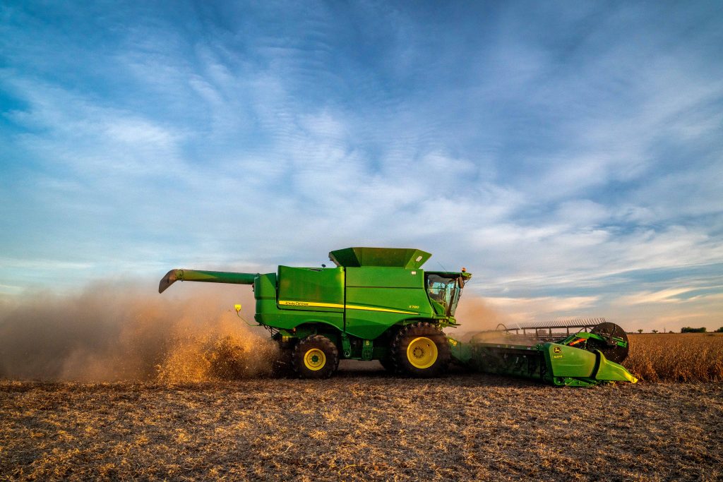 17/02 - John Deere presenta un ecosistema de soluciones conectadas ...